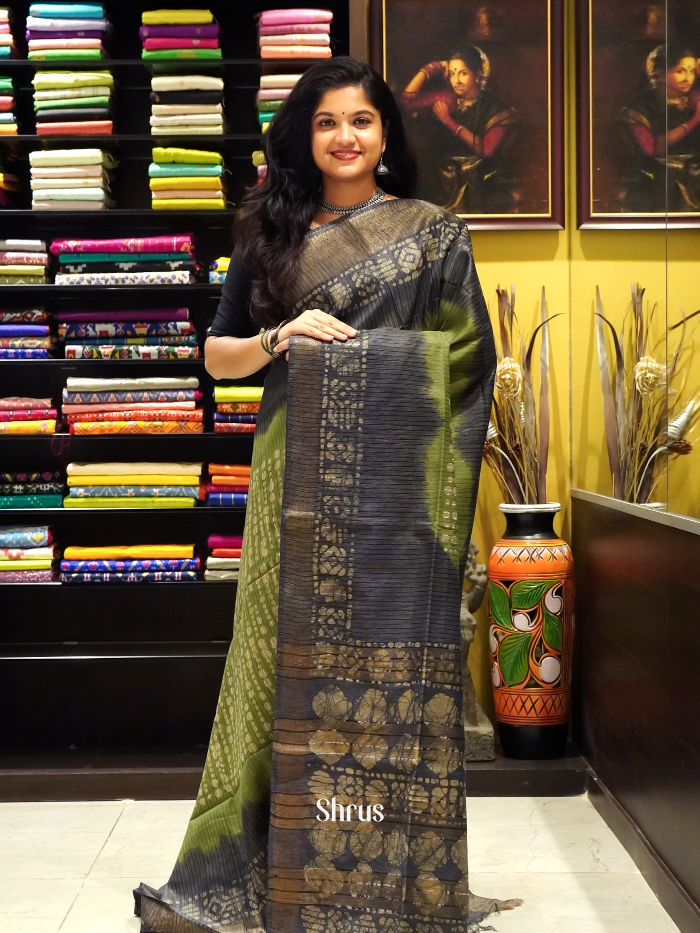 Shop Pure cotton Bhatik Saree Online at Shrus: Embrace Artistic Elegance!