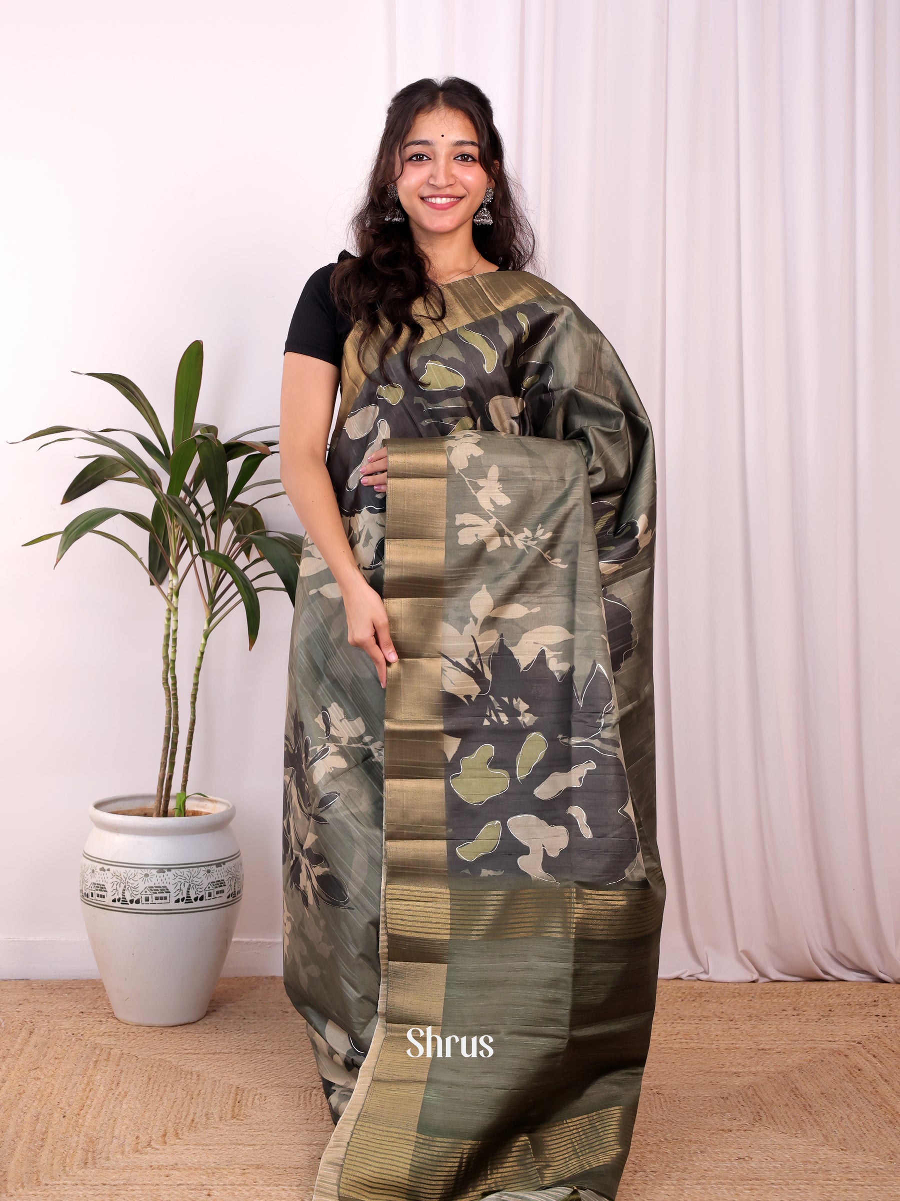 Buy Moonga | Moonga Stones online at Shrus