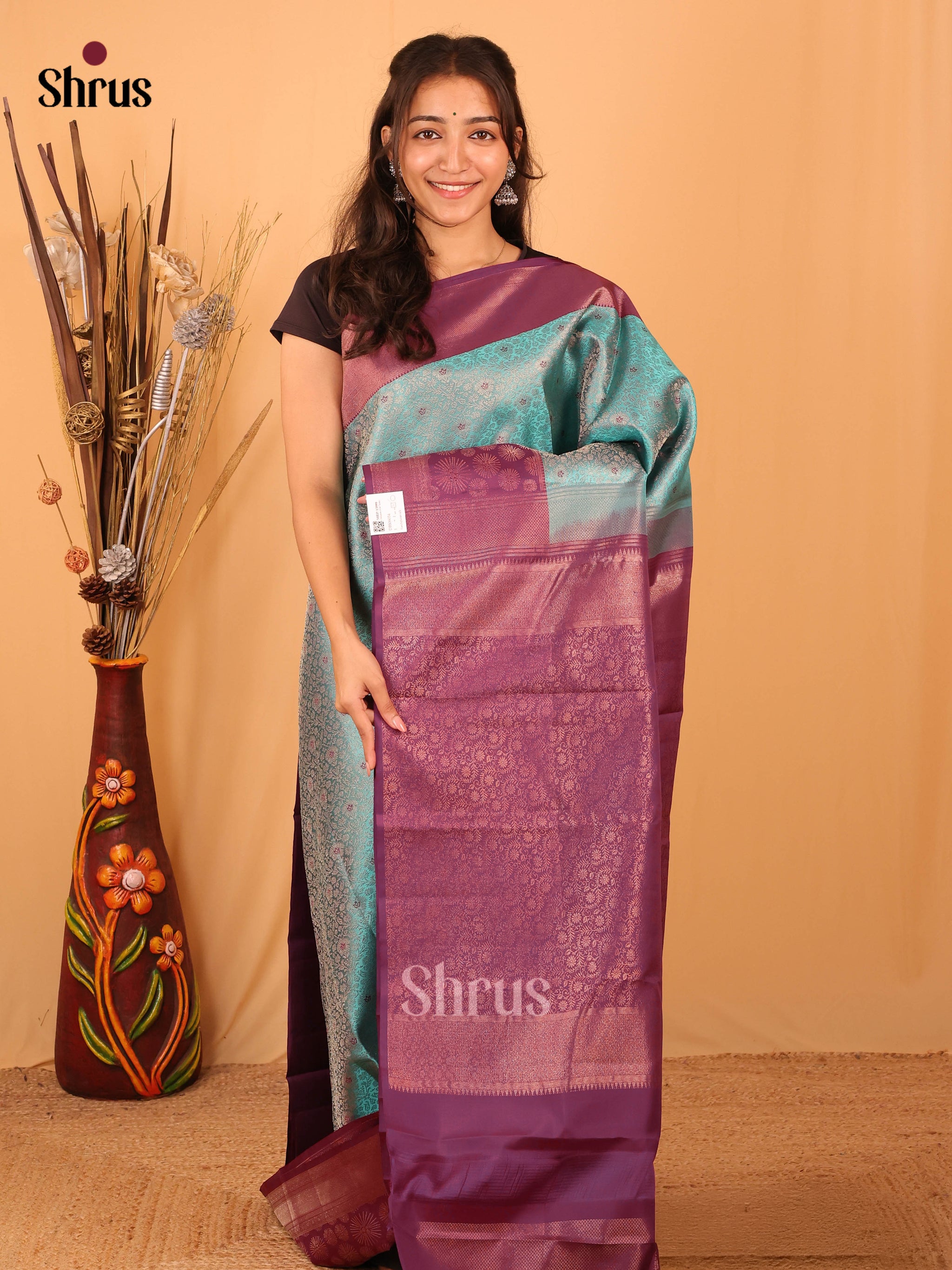 Blue Kanchipuram Silk Saree | Shop Now at Shrus