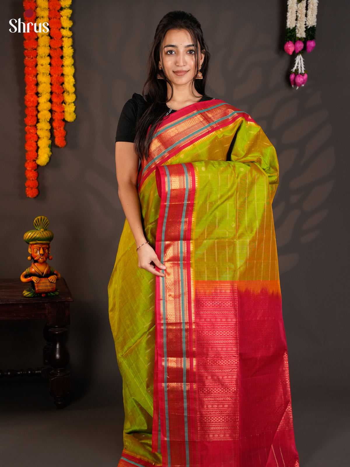 Buy Light Green Silk Cotton Saree With Checks, Buttas & Red Pallu