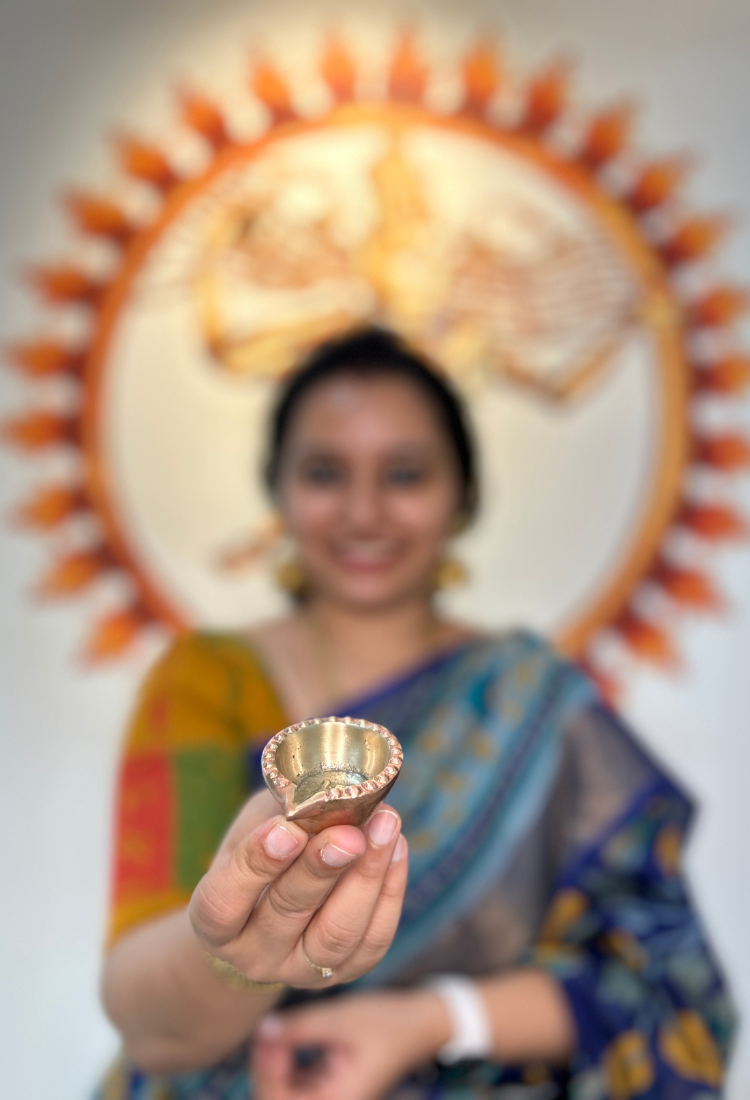 Medium Brass Om Deepam / Oil Lamp/ Diyas for Puja room and Home Decor